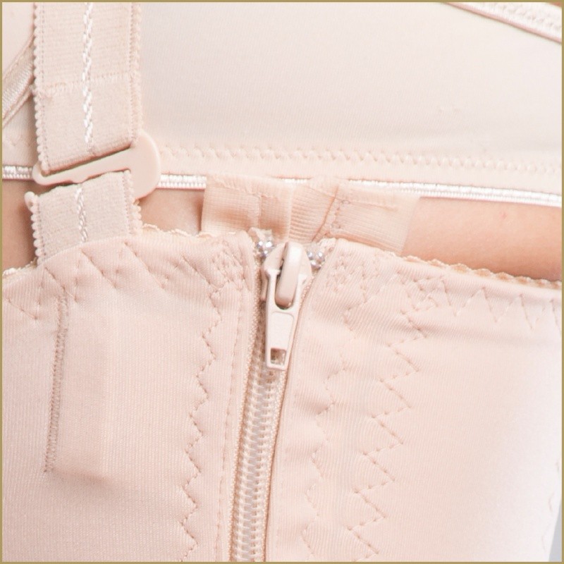 Compression garments after cosmetic and plastic surgery | LIPOELASTIC